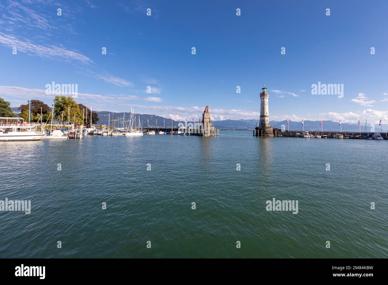 Harbor, lion, statue, lighthouse, water, lake, ship, boats, boat, boats ...