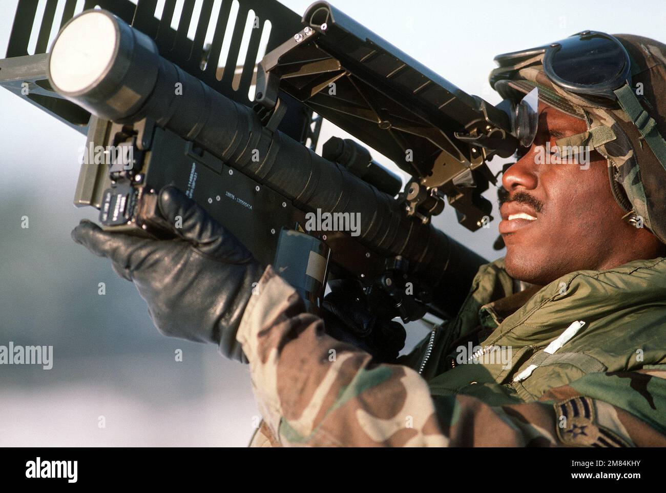 Stinger missile launcher hi-res stock photography and images - Alamy