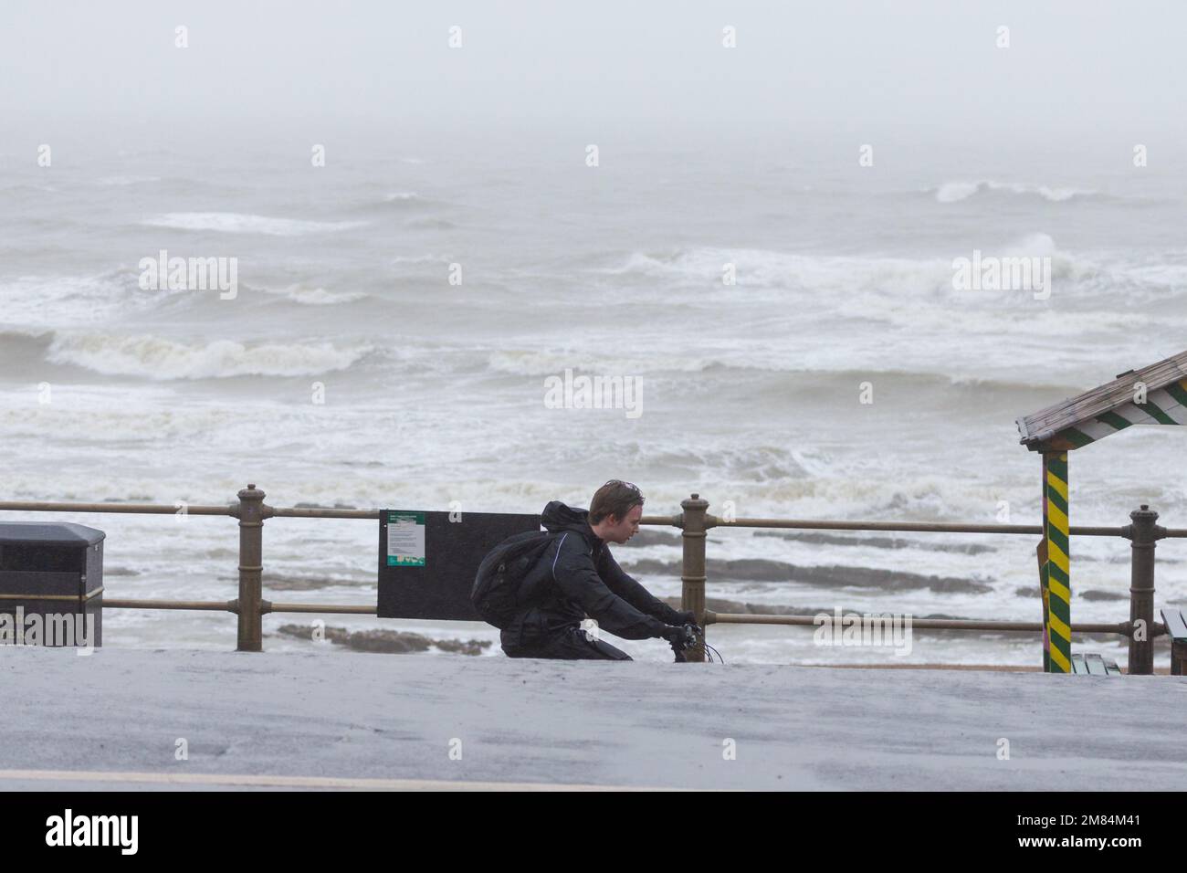 Hastings, East Sussex, UK. 12th Jan, 2023. UK Weather: Heavy rain with ...