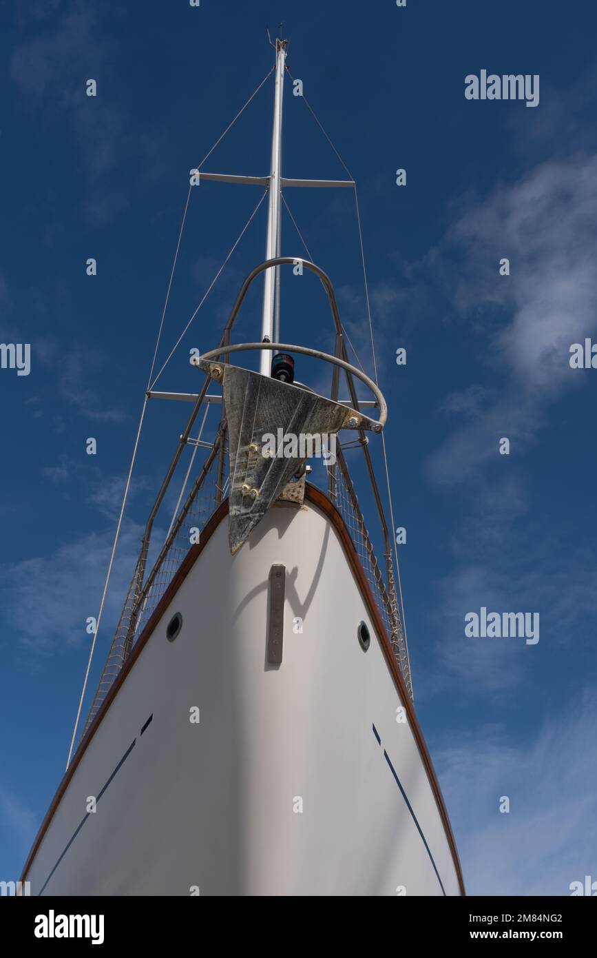 Blue hull sailboat hi-res stock photography and images - Alamy