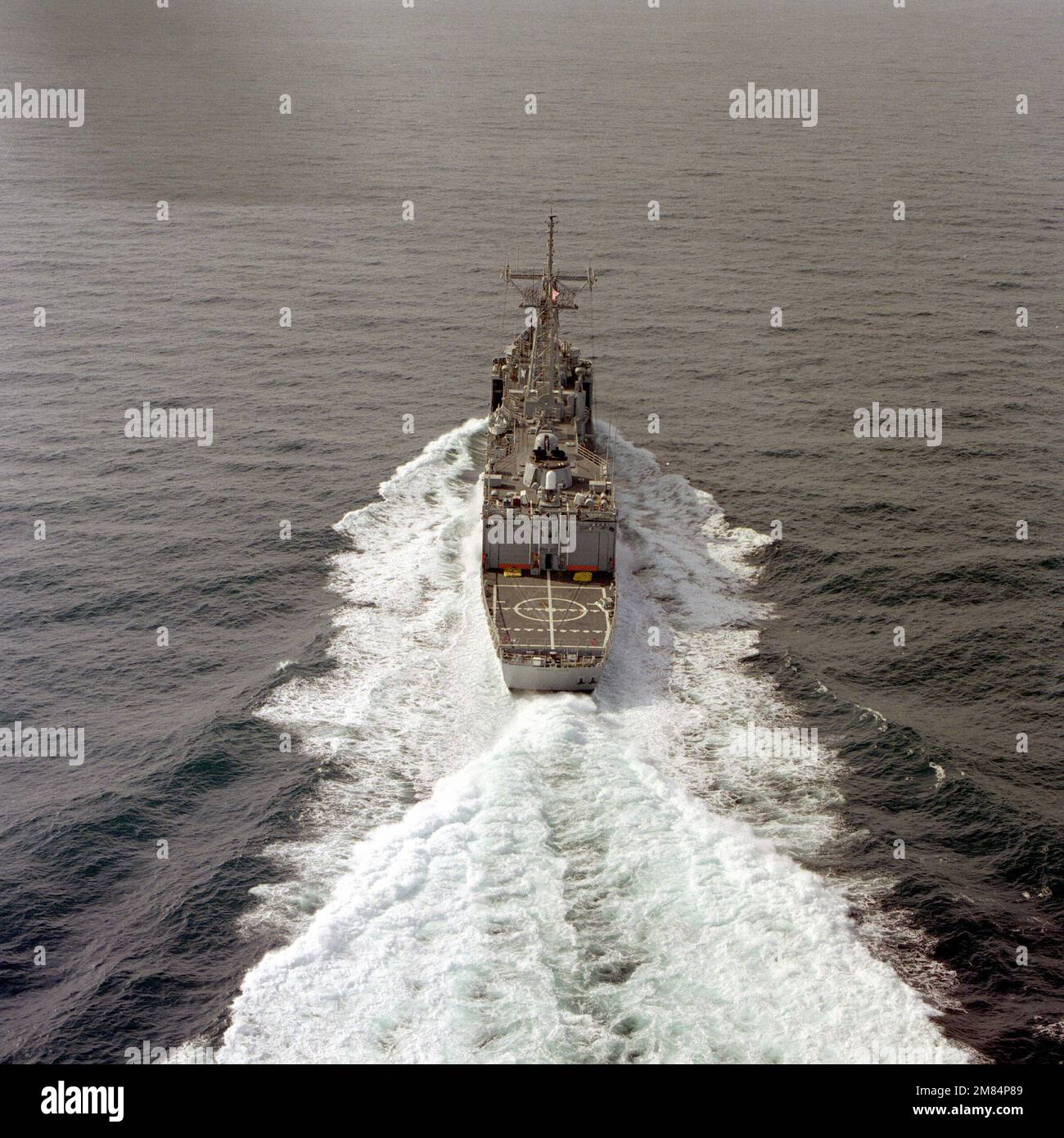 A stern view of the guided missile frigate RUBEN JAMES (FFG-57 ...
