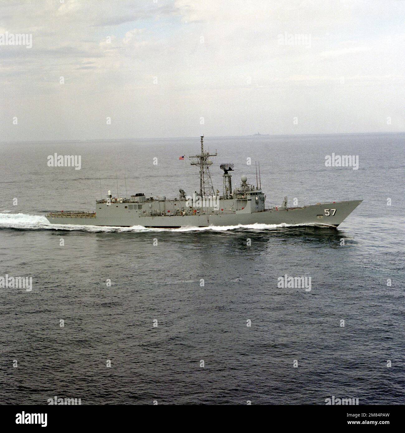 A starboard beam view of the guided missile frigate RUBEN JAMES (FFG-57 ...
