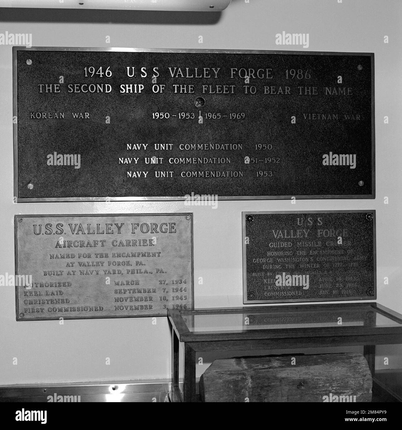 The ship's plaque from guided missile cruiser USS VALLEY FORGE (CG-50 ...