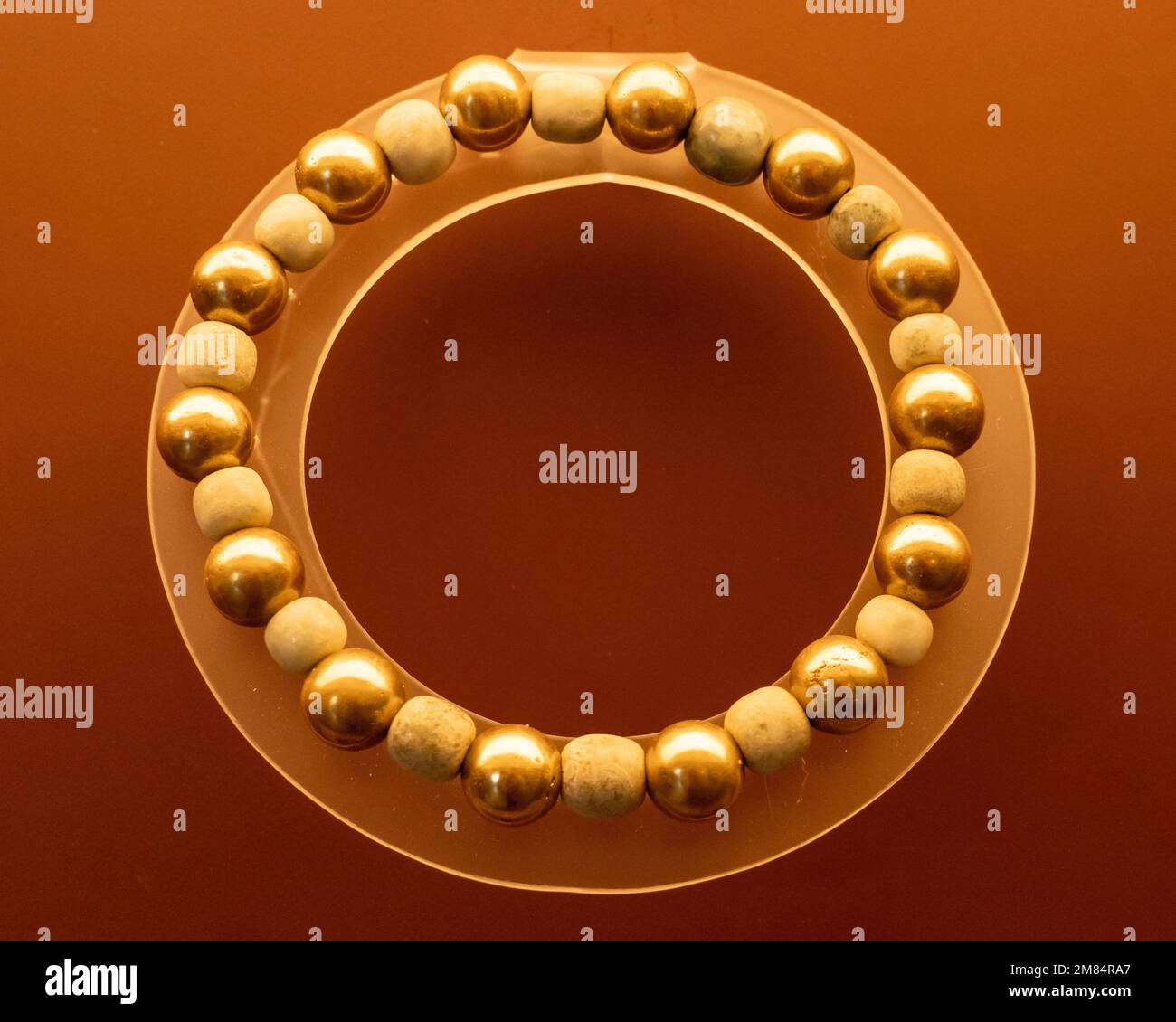 Gold and jade bracelet from Tomb 7 at Monte Alban. Museum of Cultures ...