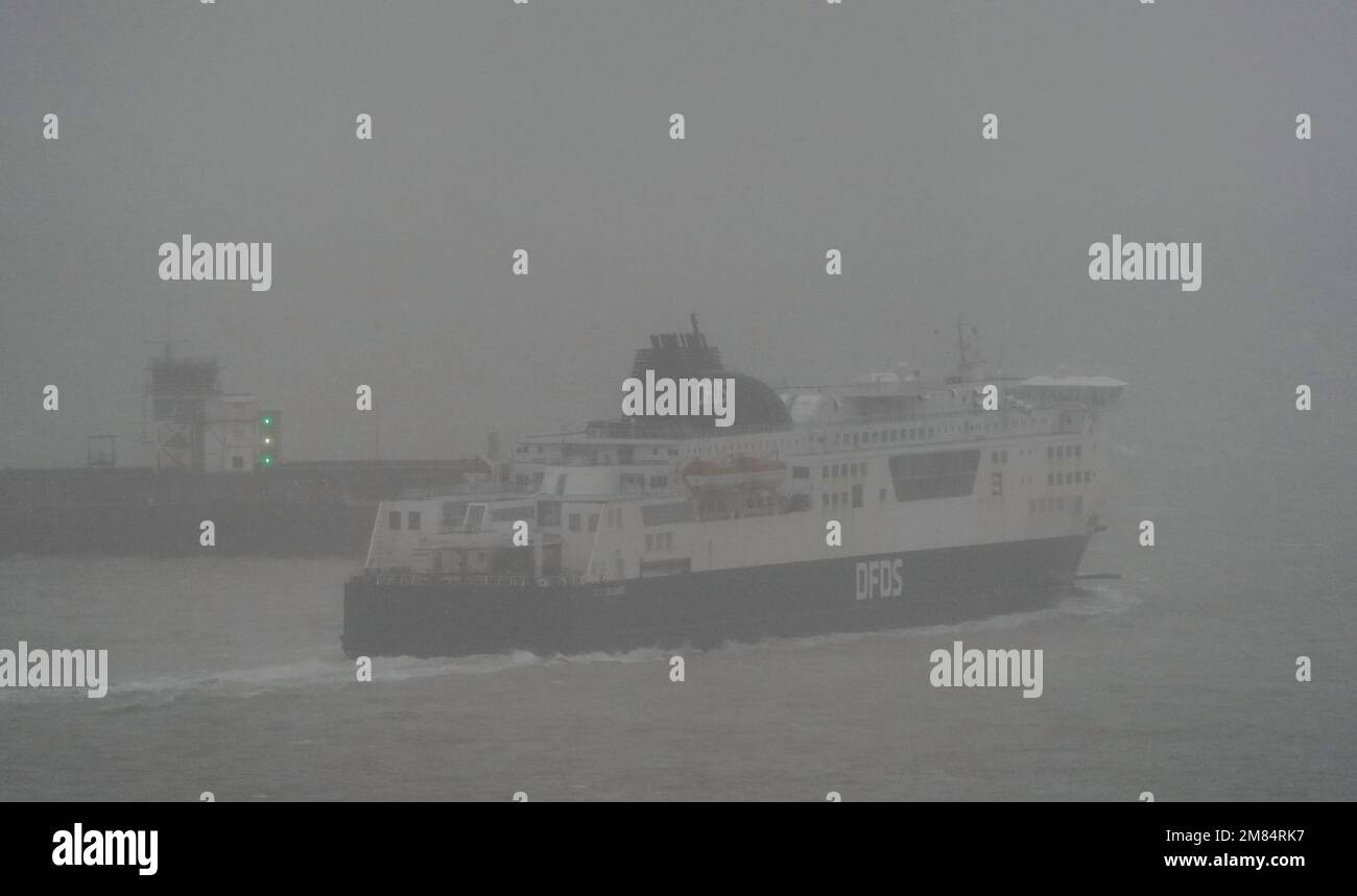 Dover ferry rain hi-res stock photography and images - Alamy