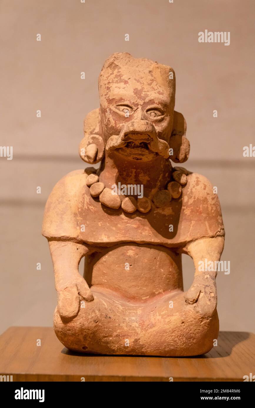 Zapotec ceramic hi-res stock photography and images - Alamy