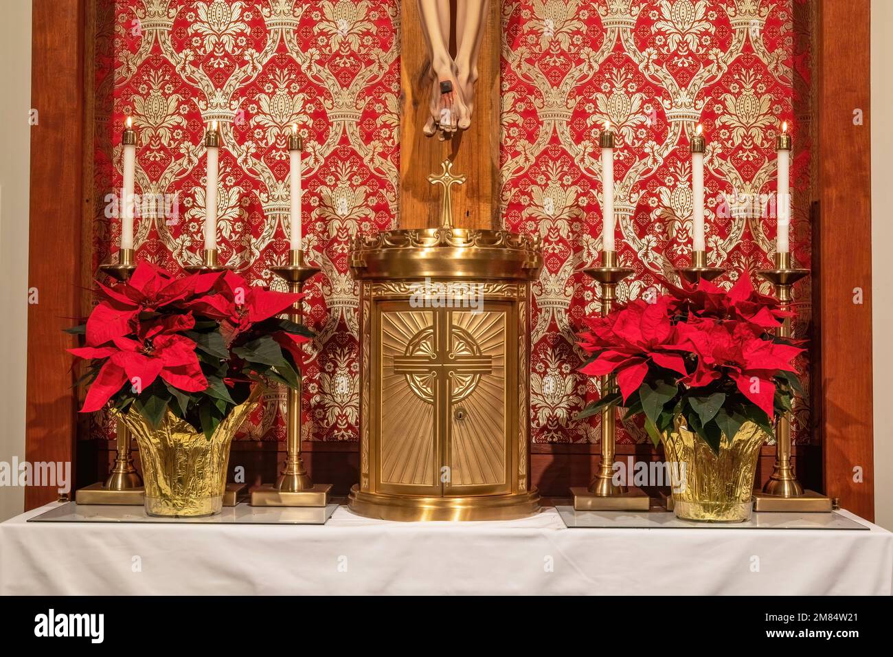 Tabernacle catholic church hi-res stock photography and images - Alamy