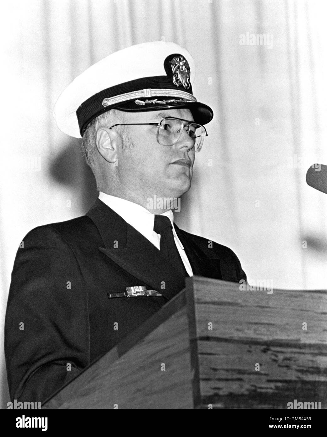 Officer dock landing ship uss Black and White Stock Photos & Images - Alamy