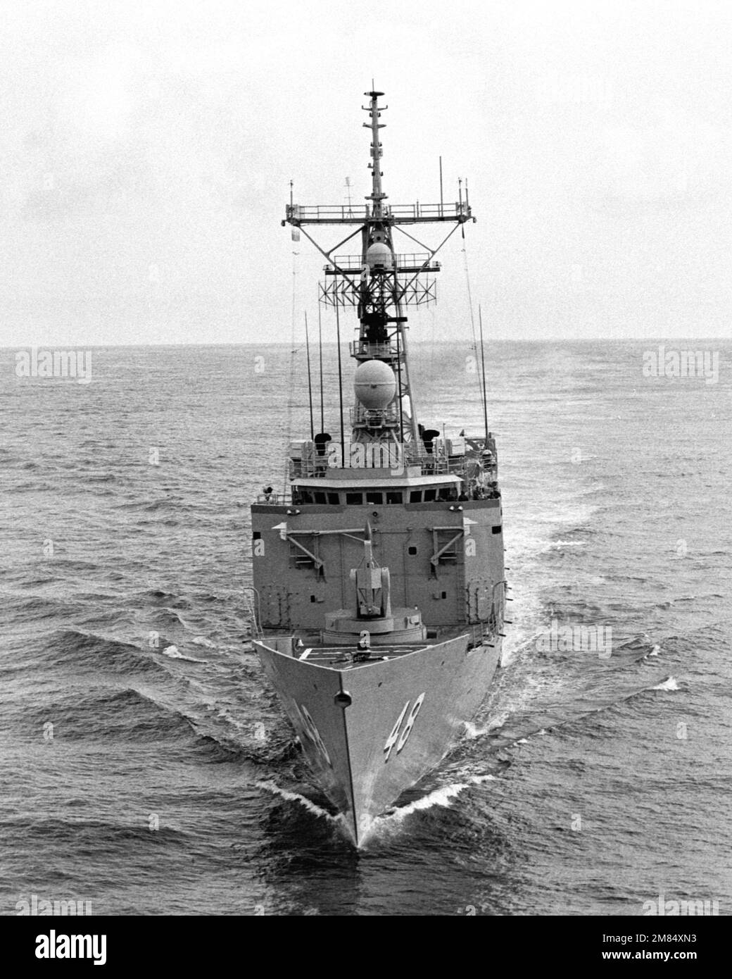 An elevated bow view of the guided missile frigate USS VANDEGRIFT (FFG ...