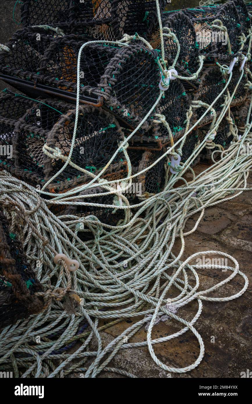 Fish trap ireland hi-res stock photography and images - Alamy