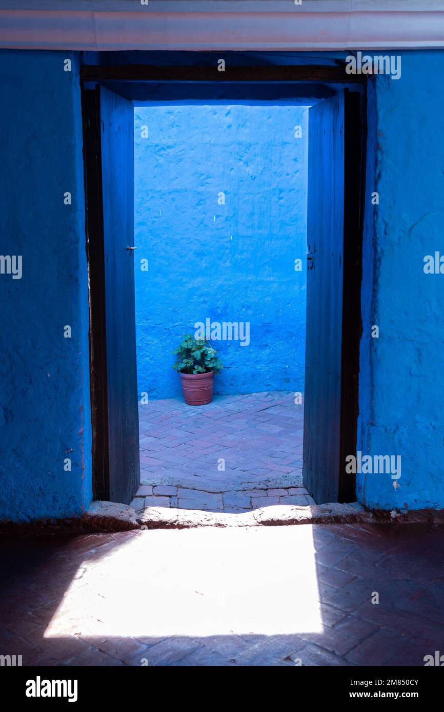 Colorful entrance to old mansion Stock Photo - Alamy