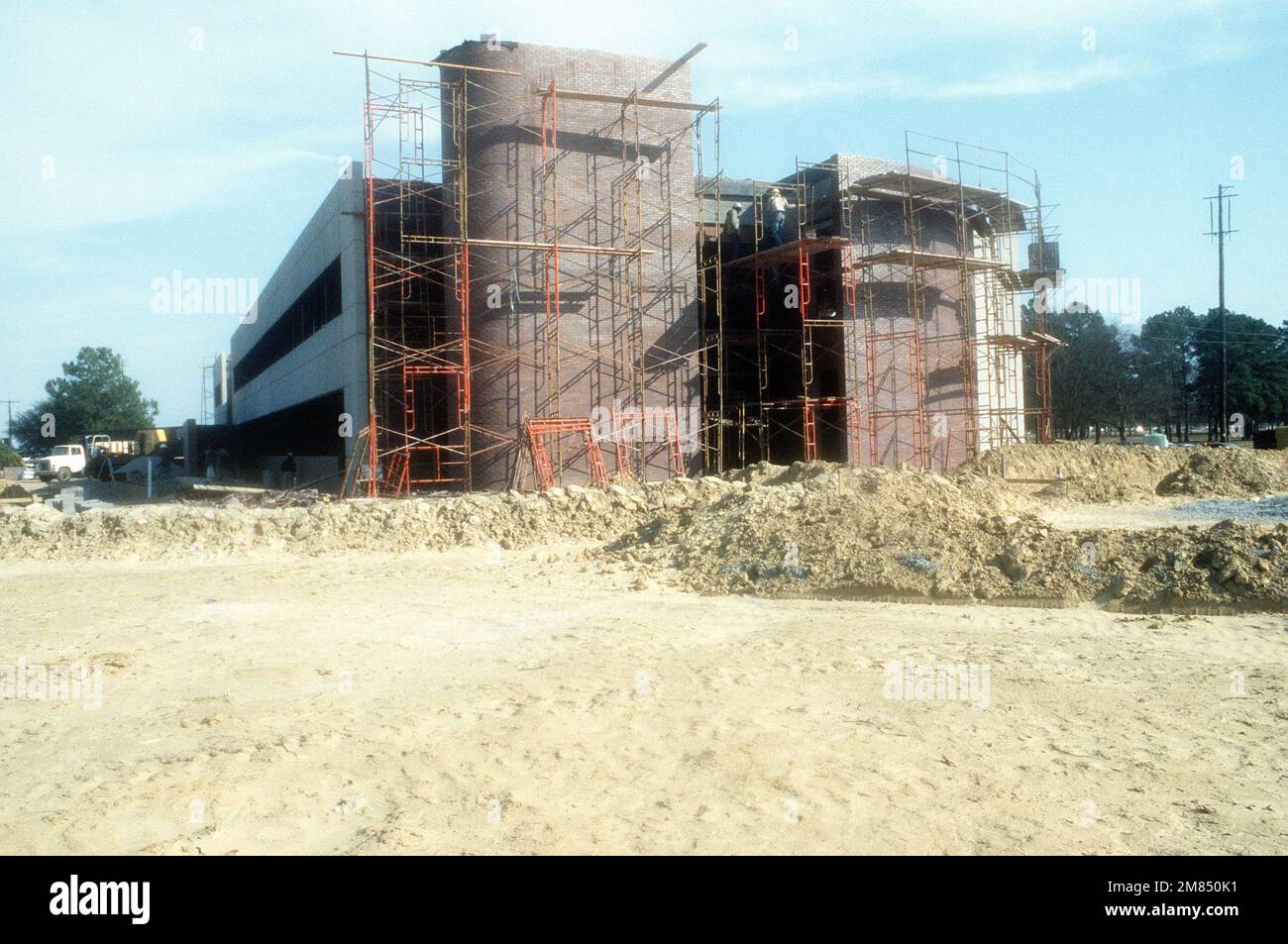 A view of the new 437th Military Airlift Wing Headquarters building ...
