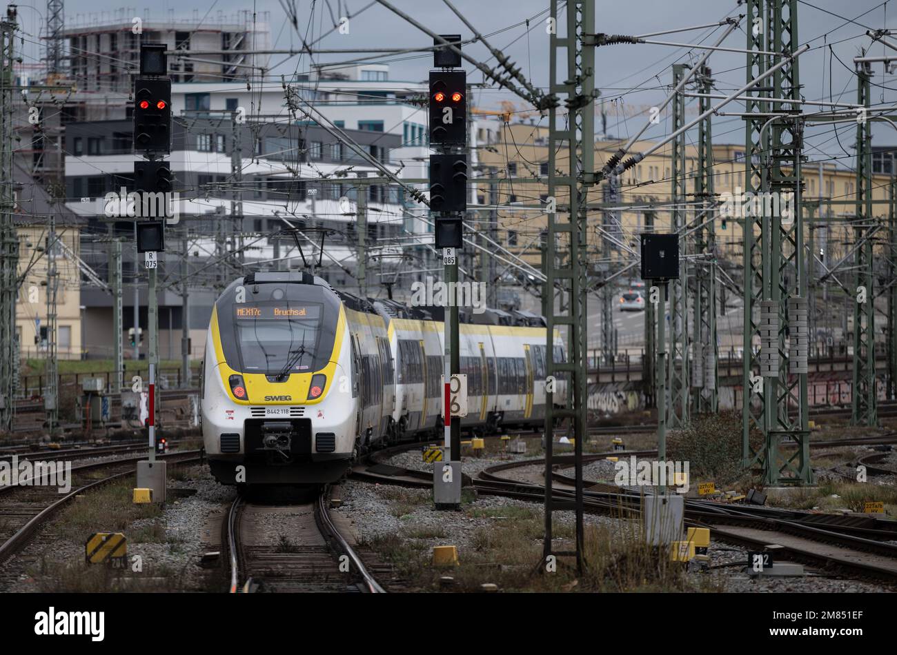 Track apron hi-res stock photography and images - Alamy