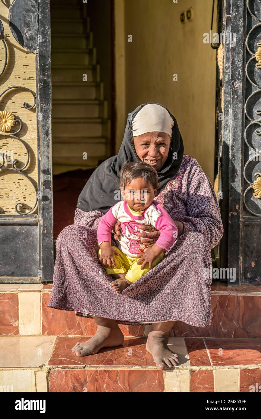 Grossmutter hi-res stock photography and images - Alamy