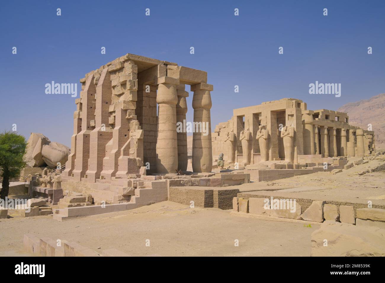 Ramesseum, Theben-West, Ägypten Stock Photo - Alamy