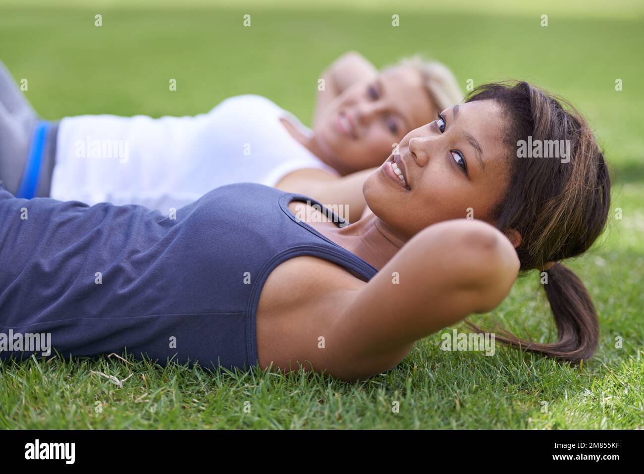 Woman sit nature grass hi-res stock photography and images - Alamy