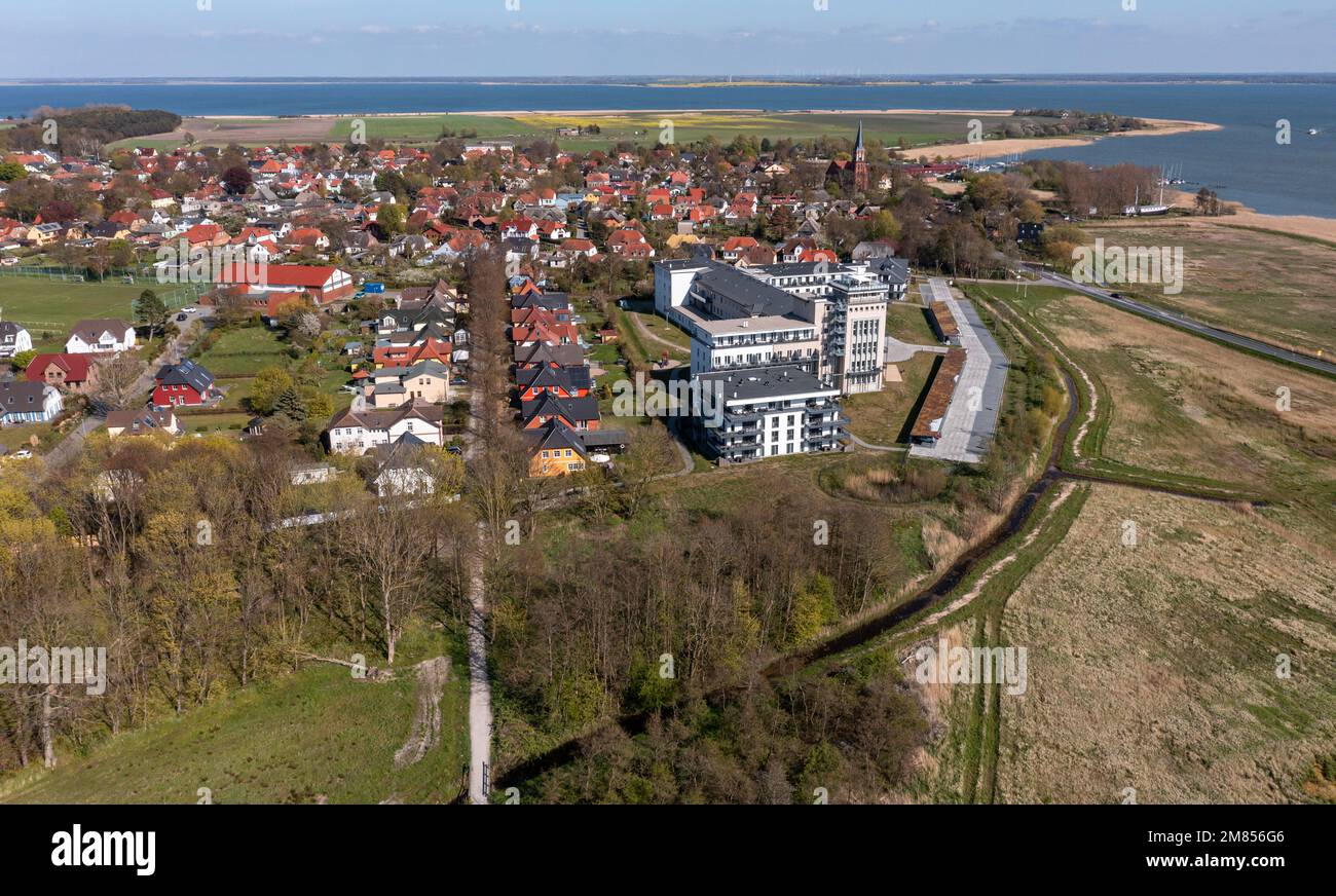 Ostseebad Wustrow Seebrücke Stock Photo - Alamy