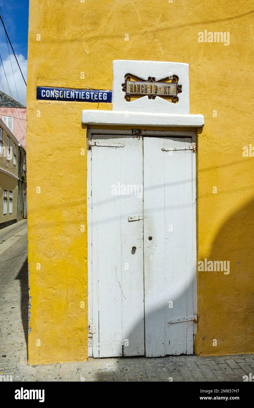 WILLEMSTAD, CURACAO - NOVEMBER 22, 2007: The street sign Hanchi di ...