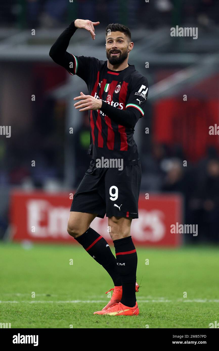 Olivier Giroud Of Ac Milan Gestures During The Coppa Italia Match