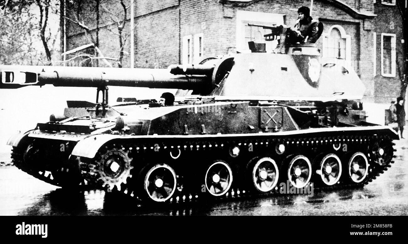 A Soviet M-1973 152mm self-propelled howitzer. Country: Unknown Stock ...