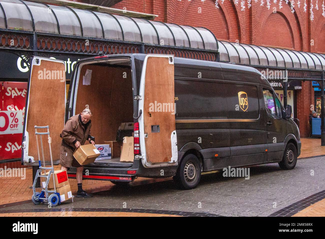 UPS delivery in Blackpool, UK shops, shopping and shoppers in ...