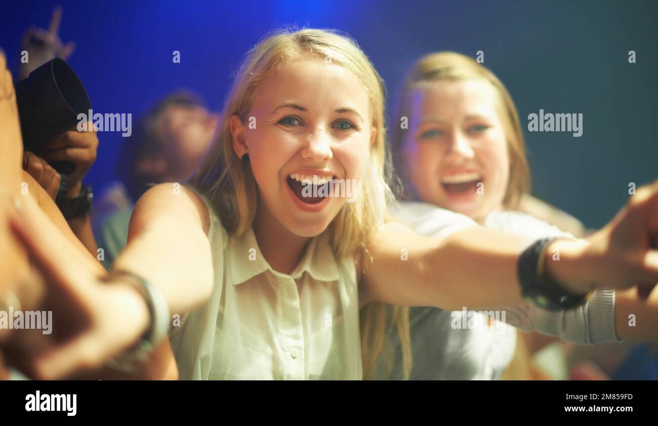 Teen fans concert hi-res stock photography and images - Alamy