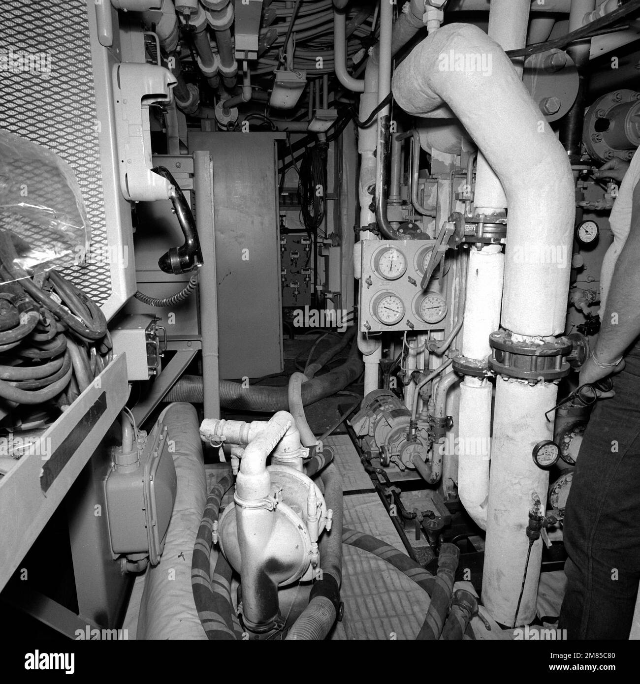 The No. 3 auxiliary machinery room aboard the guided missile frigate ...