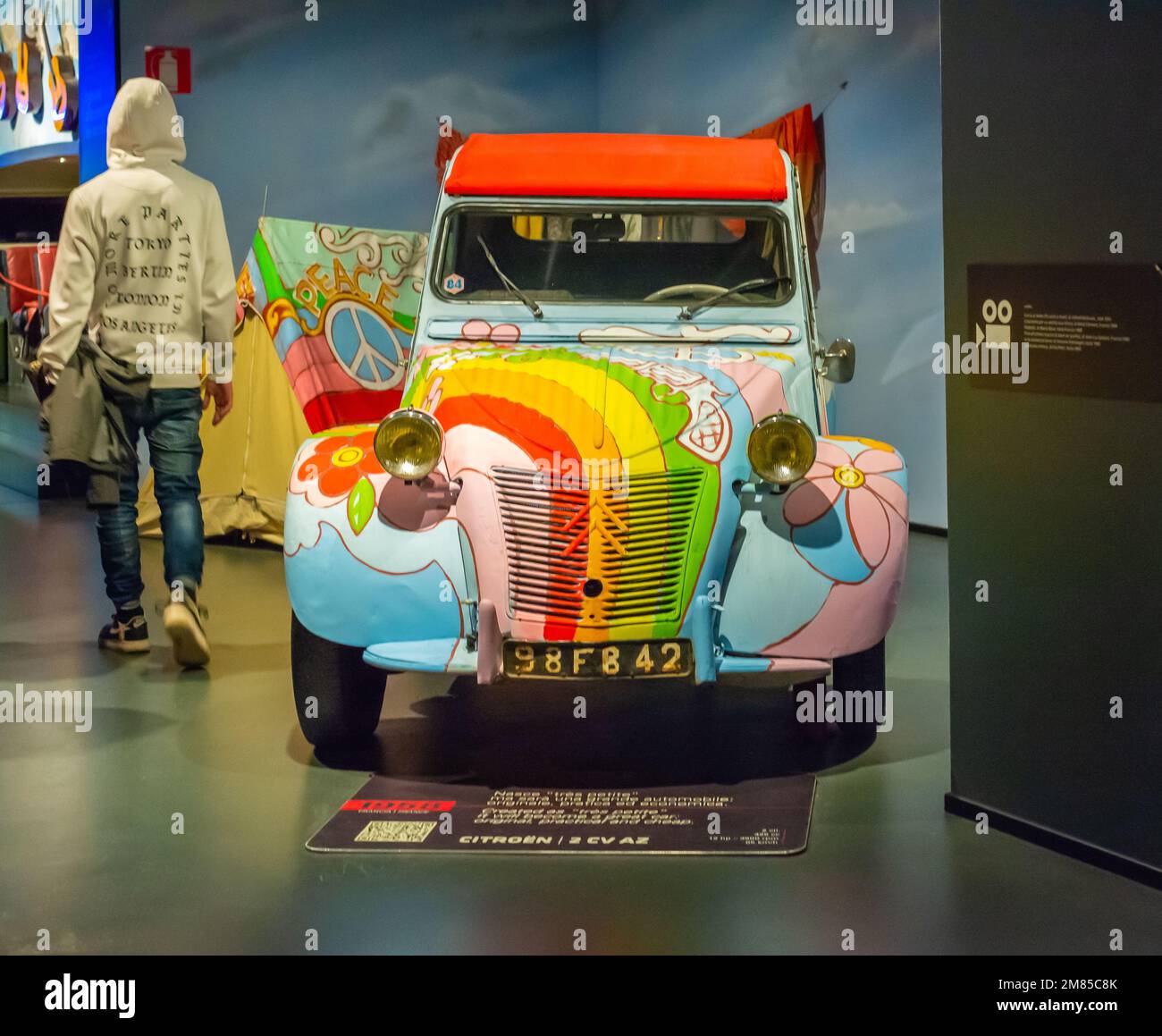 National Car Museum in Turin (MAUTO): France 1958 - Citroen 2 CV AZ ...