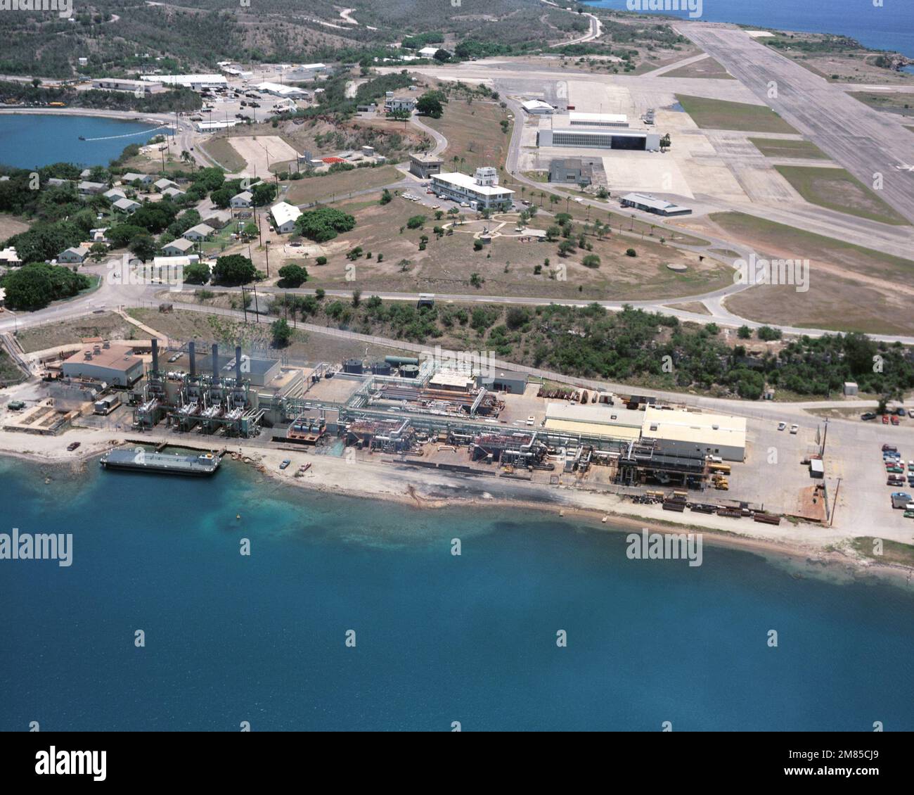 Naval base guantanamo bay cuba hi-res stock photography and images - Alamy