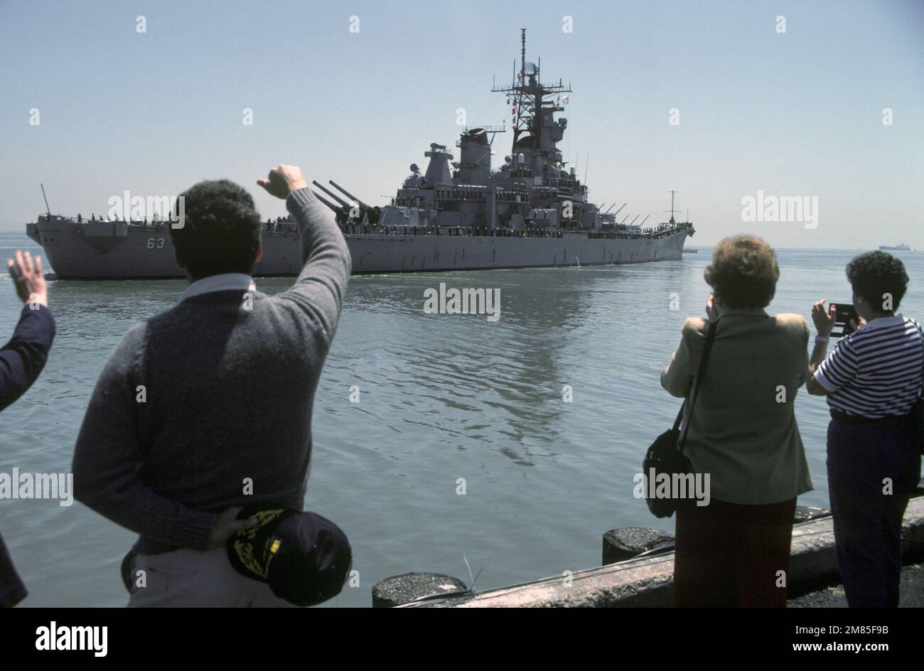 Long beach naval shipyard hi-res stock photography and images - Alamy