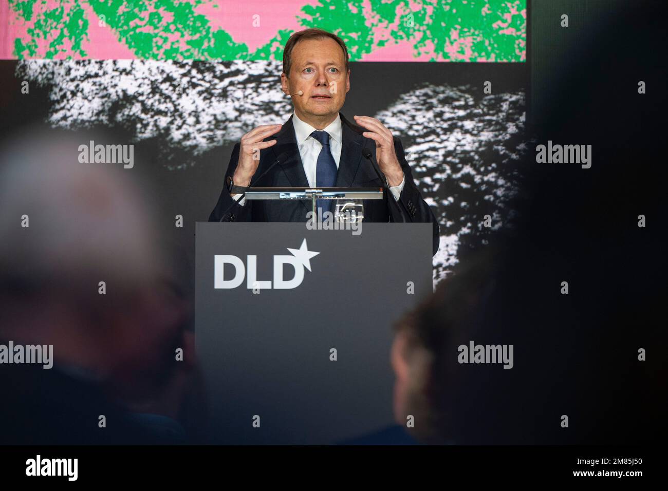 Online content rules hi-res stock photography and images - Alamy