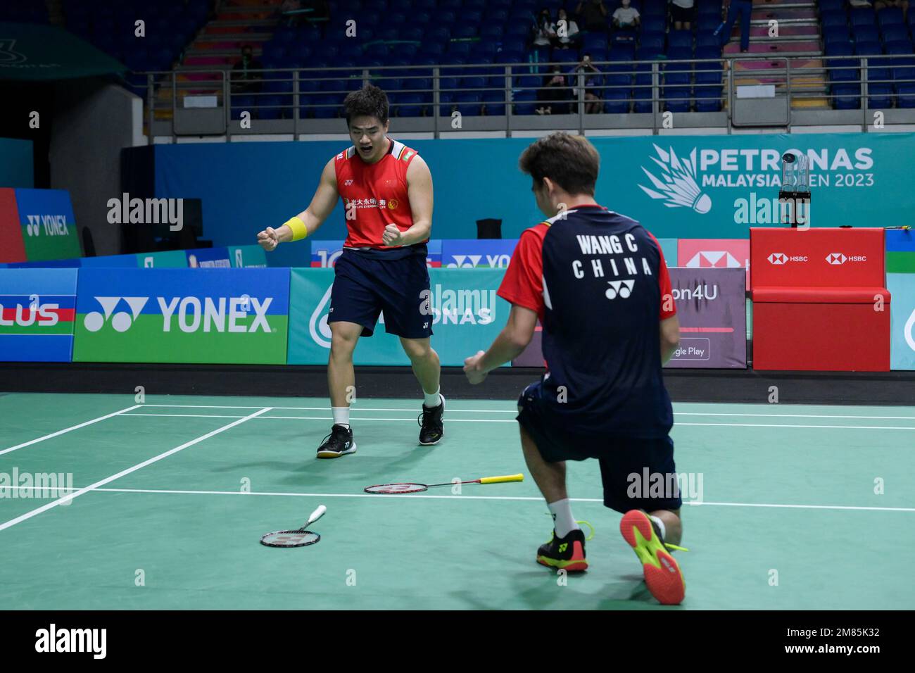 Kuala Lumpur, Malaysia. 12th Jan, 2023. China's Liang Weikeng (L) /Wang ...
