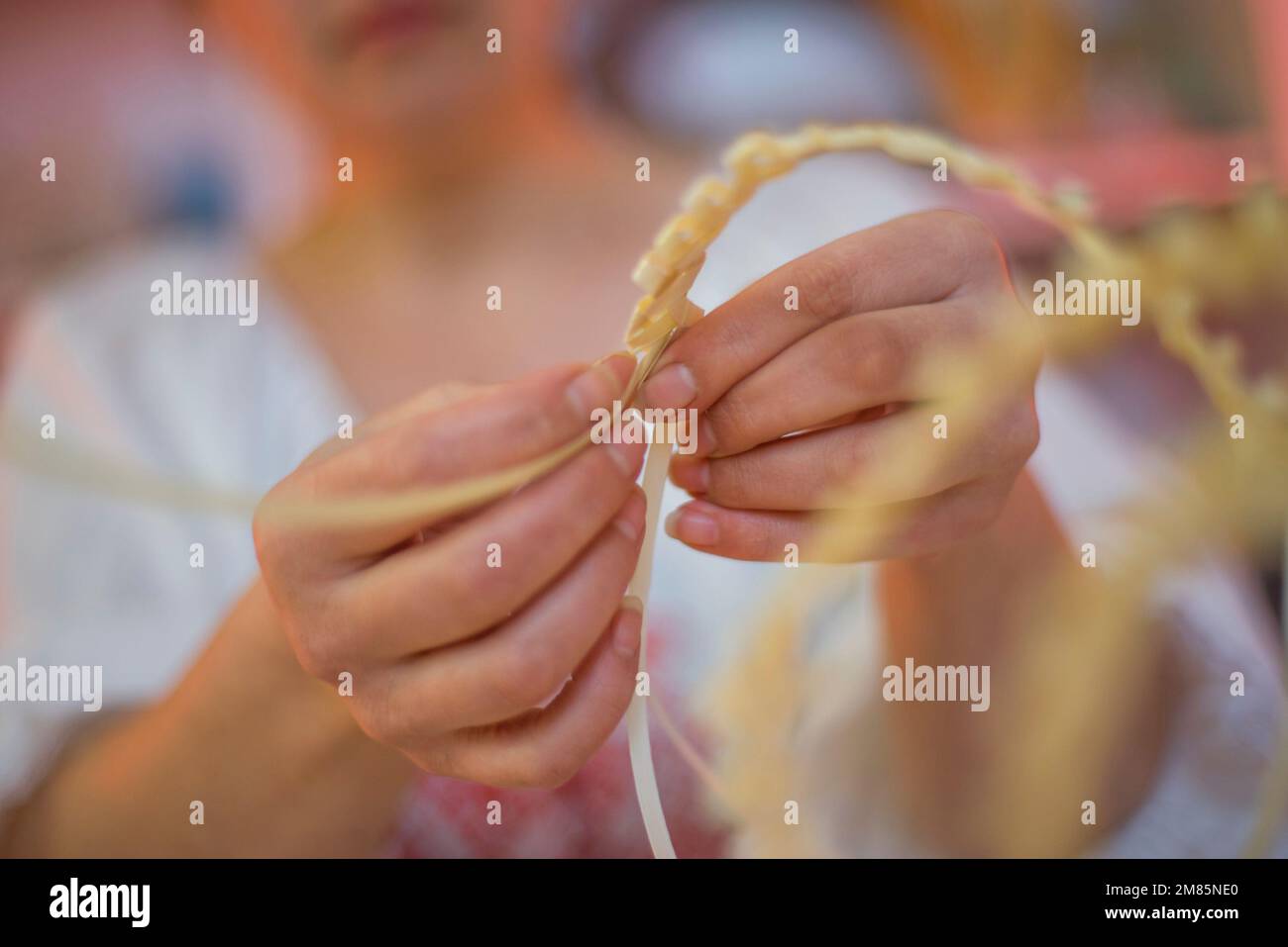 Weave straw hi-res stock photography and images - Alamy