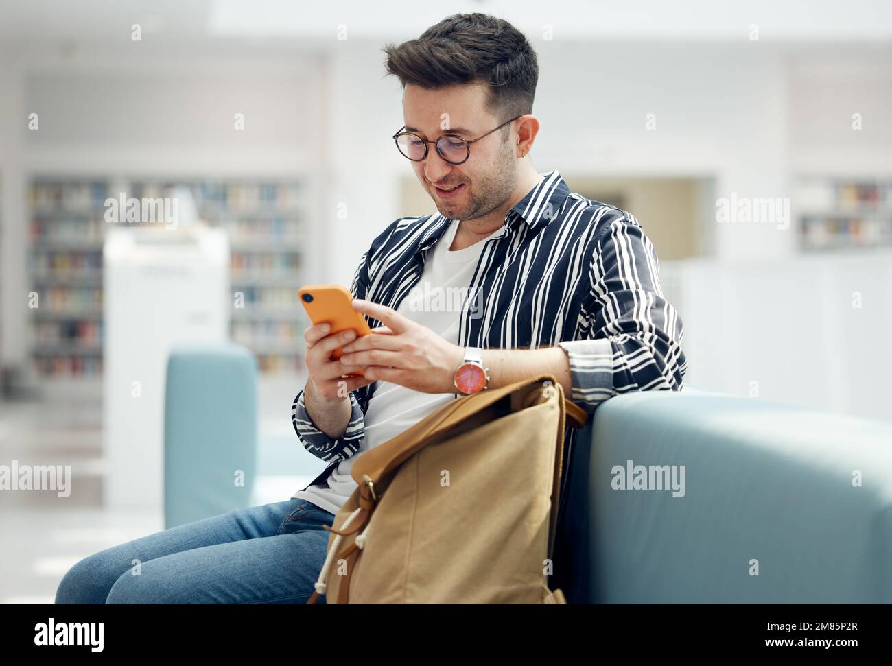 Academic research hi-res stock photography and images - Alamy