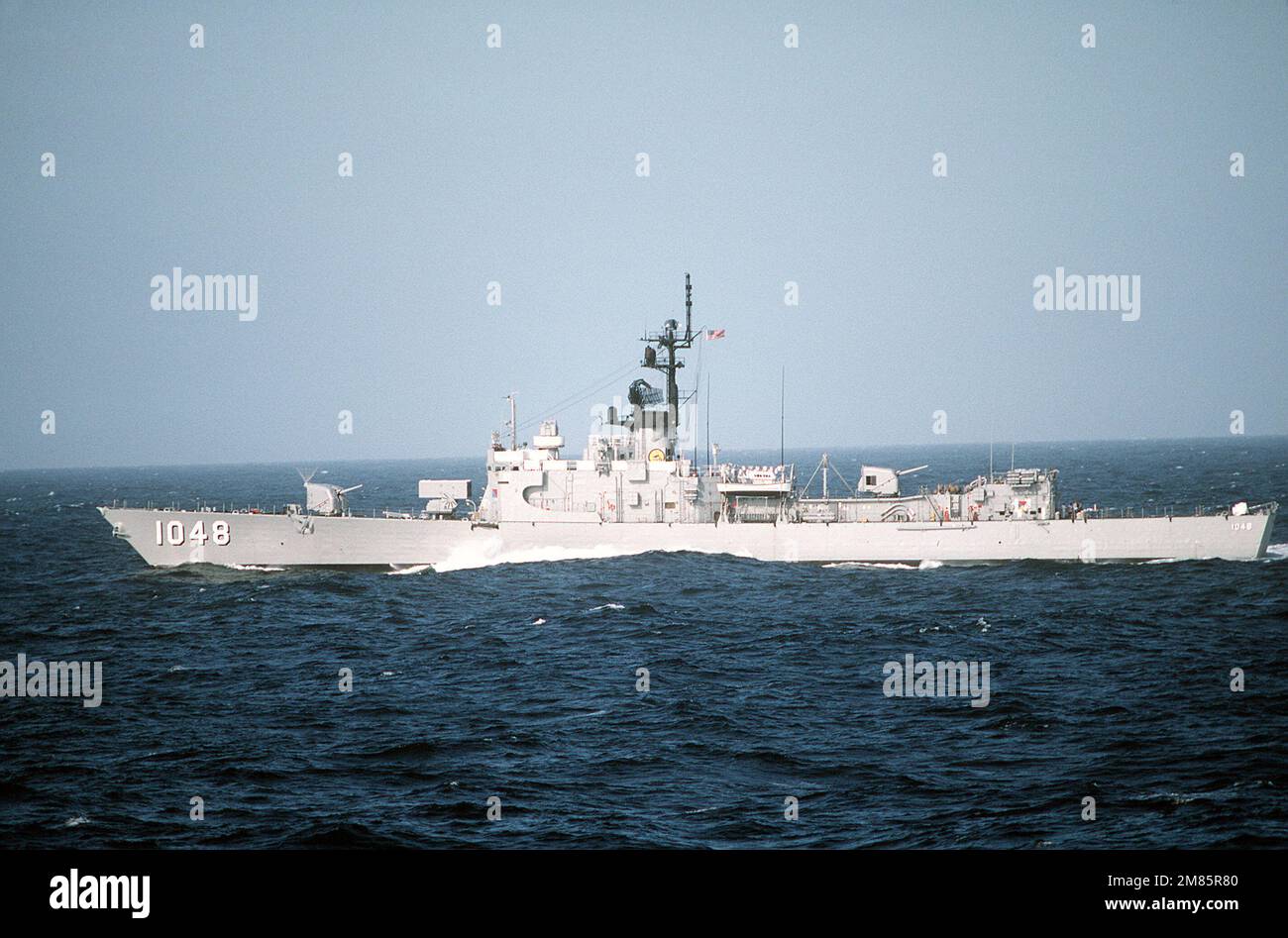 Port beam view frigate uss hi-res stock photography and images - Alamy
