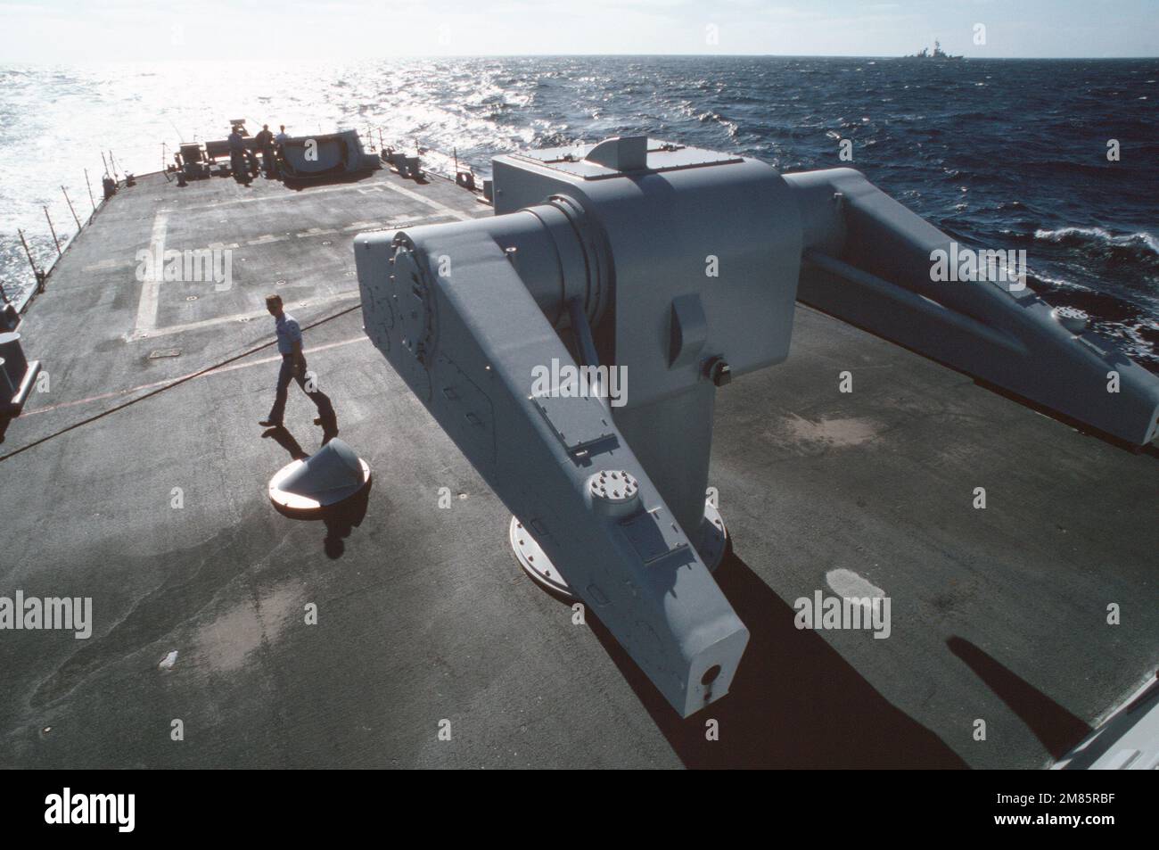 DN-ST-87-03069. Base: USS Worden (CG 18 Stock Photo - Alamy