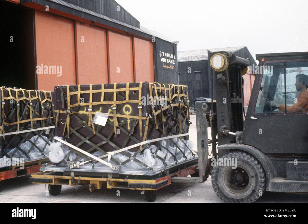 DF-ST-87-08194. Base: Thule Air Base Country: Greenland (GRL Stock ...