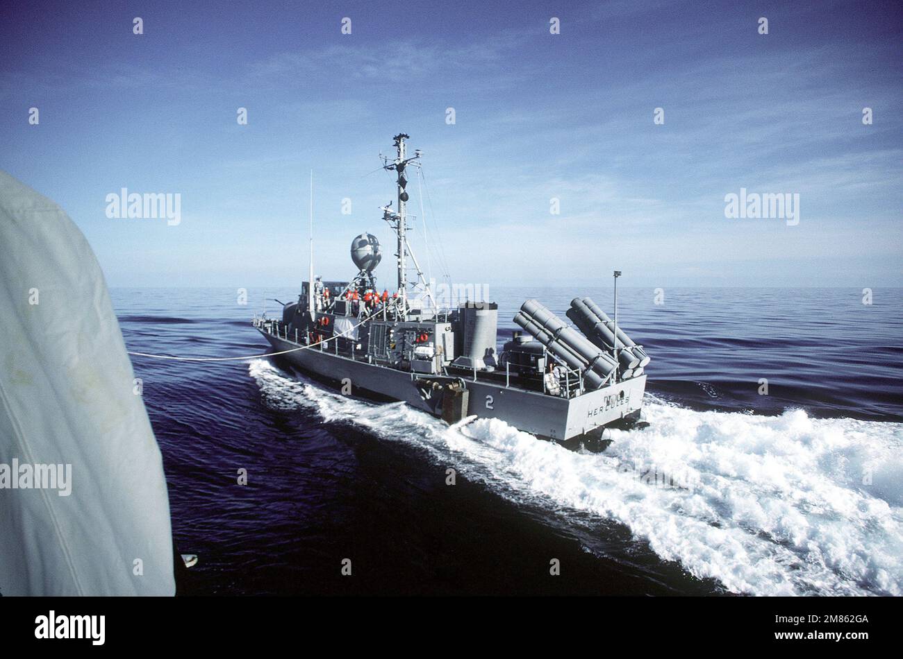 A port quarter view of the patrol combatant missile hydrofoil USS ...