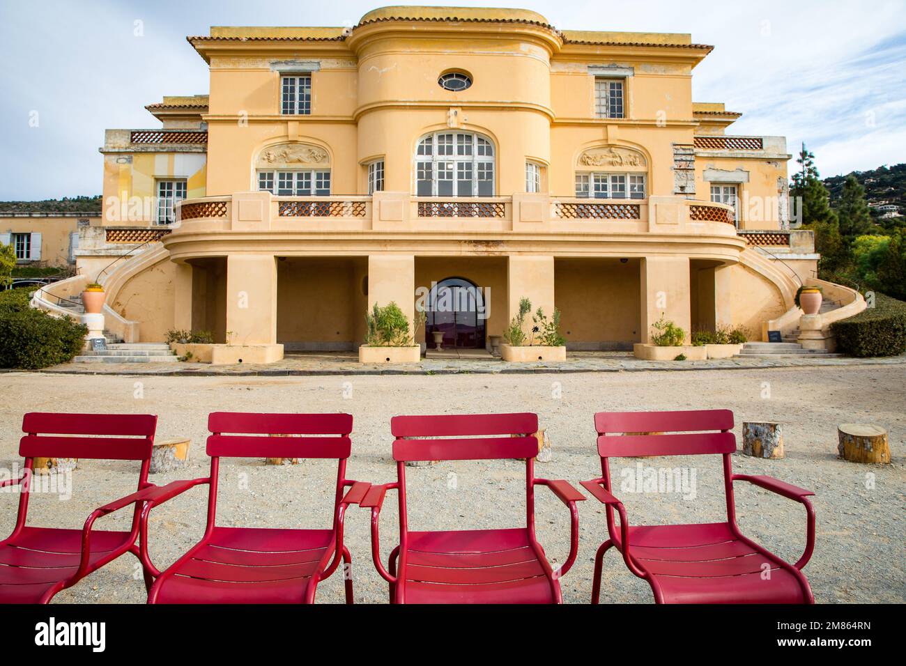 DOMAINE DU RAYOL, LE JARDIN DES MEDITERRANEES, LE RAYOL CANADEL SUR MER ...