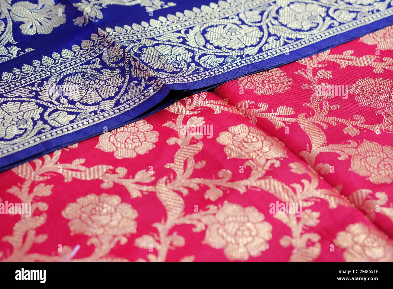 Saree display hi-res stock photography and images - Alamy