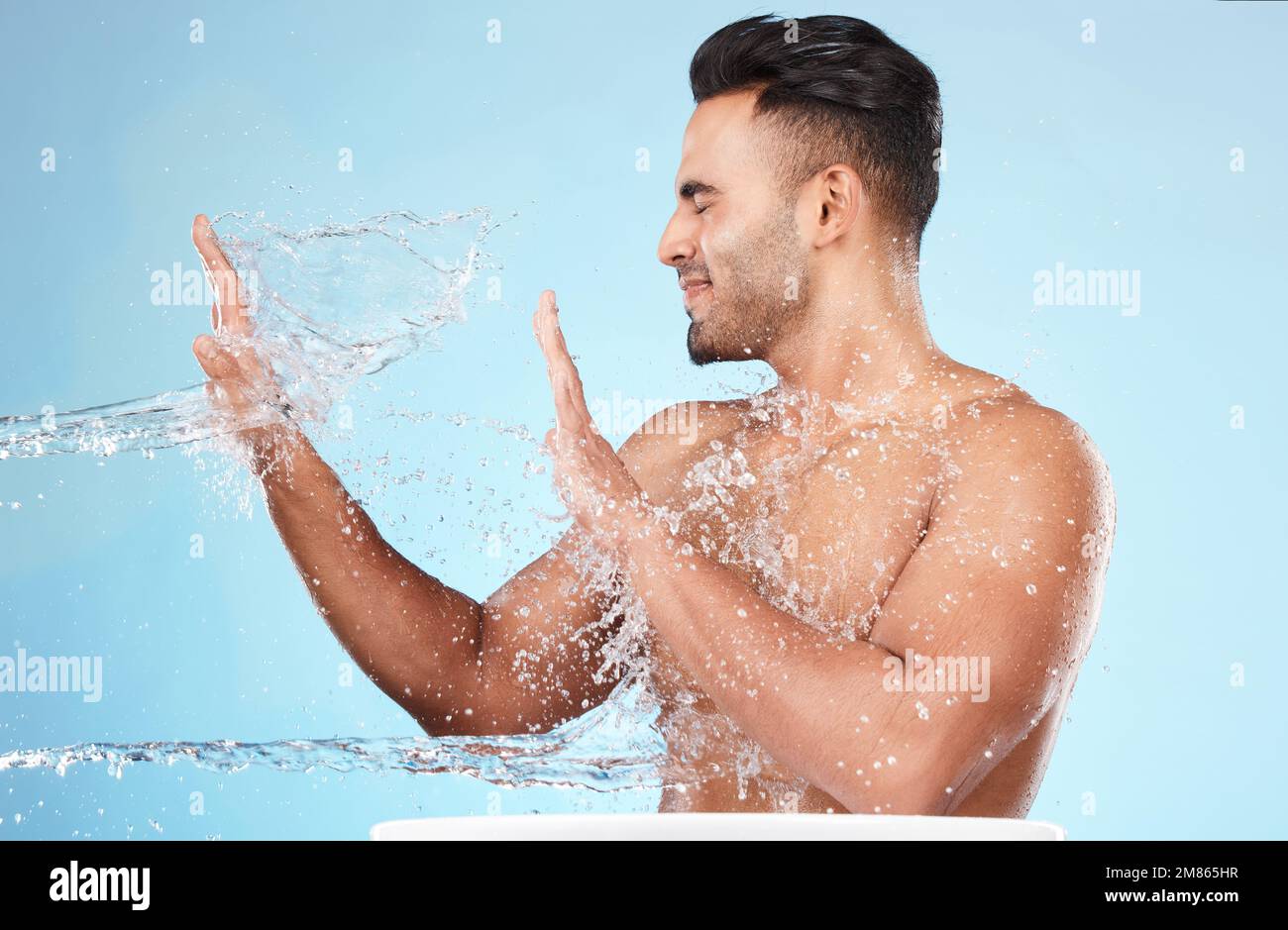 Body water hi-res stock photography and images - Alamy