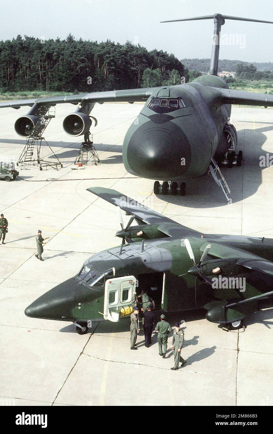 C 23 sherpa hi-res stock photography and images - Alamy