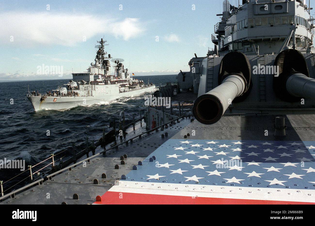The West German destroyer FGS SCHLESWIG-HOLSTEIN (D-182) refuels from ...