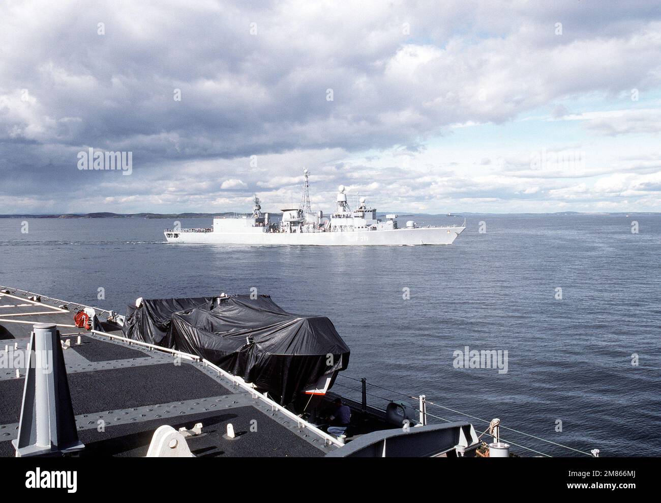 A starboard beam view of the West German frigate FGR KOLN (F-211 ...