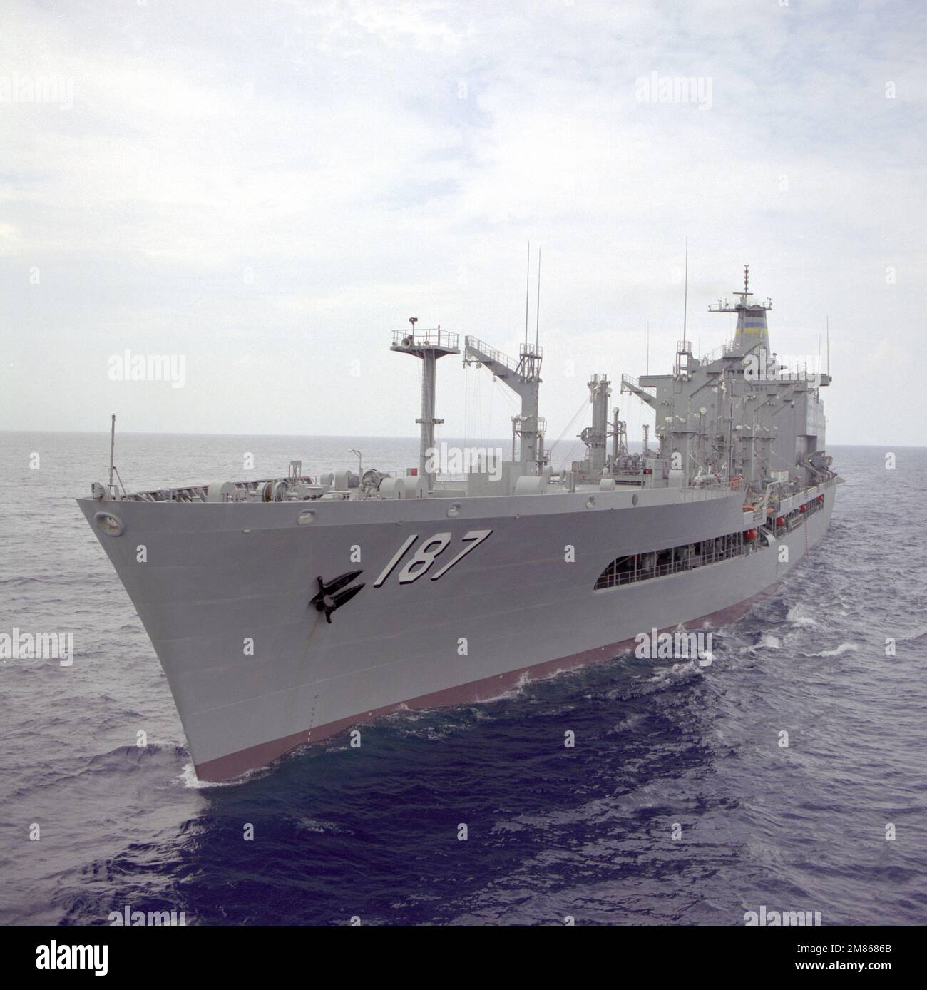 A port bow view of the fleet oiler USNS HENRY J. KAISER (T-AO-187 ...