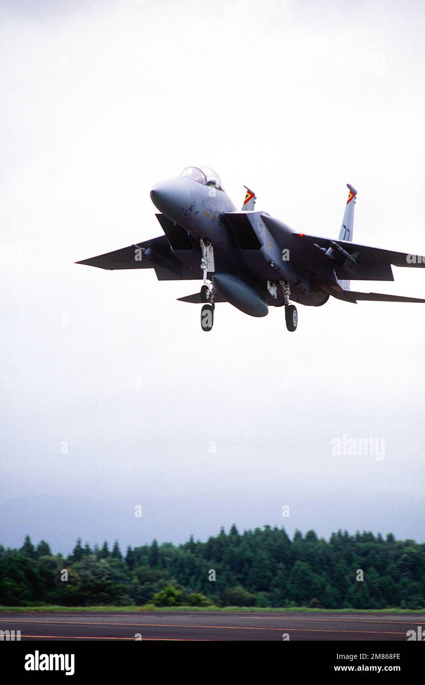 An F-15 Eagle aircraft from the 18th Tactical Fighter Wing comes in for ...