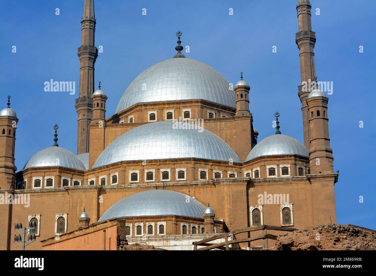 The great mosque of Muhammad Ali Pasha or Alabaster mosque in Citadel ...