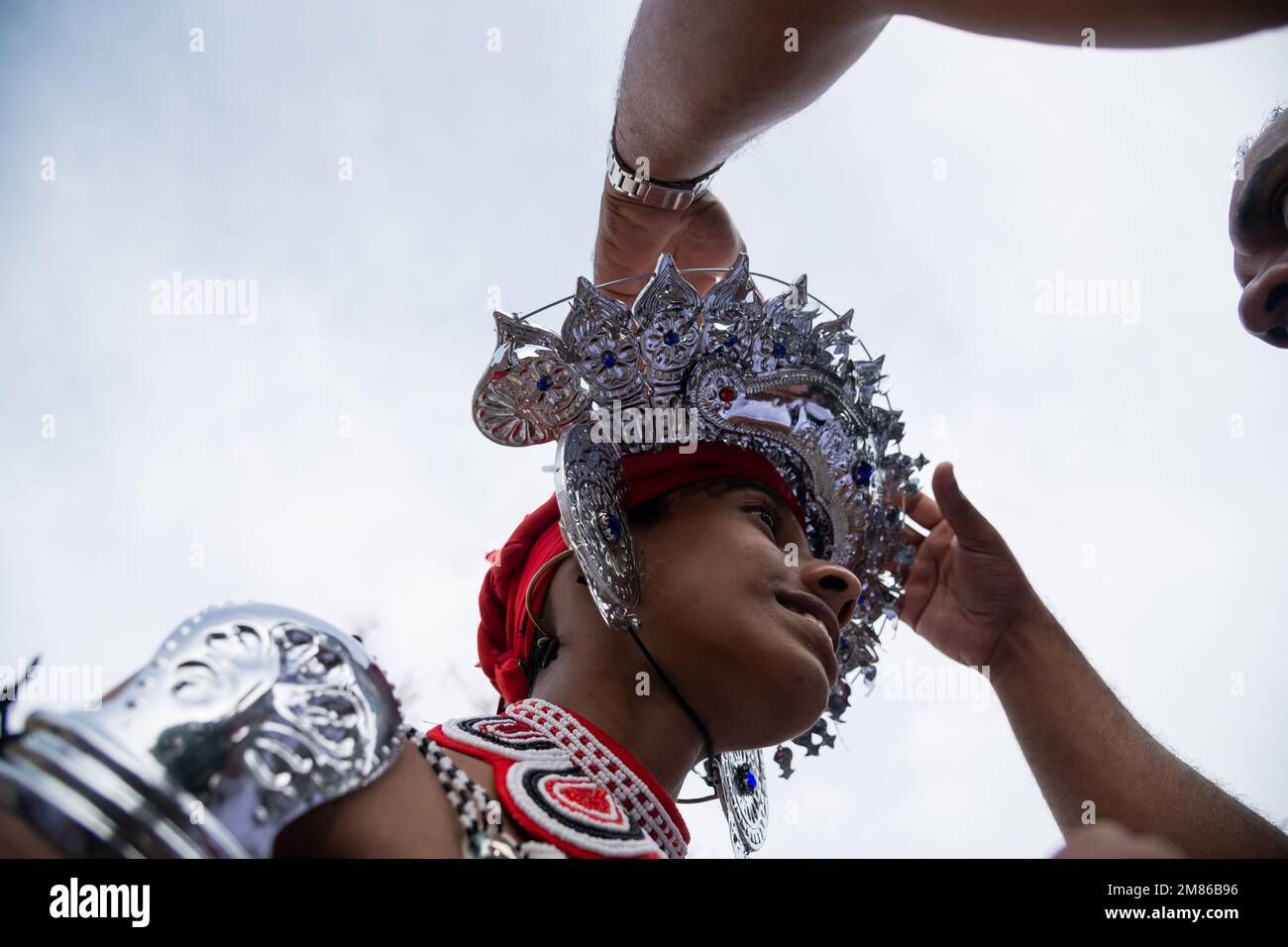 Colombo, Sri Lanka. 12th Jan, 2023. Ves Mangalya a graduation ceremony ...