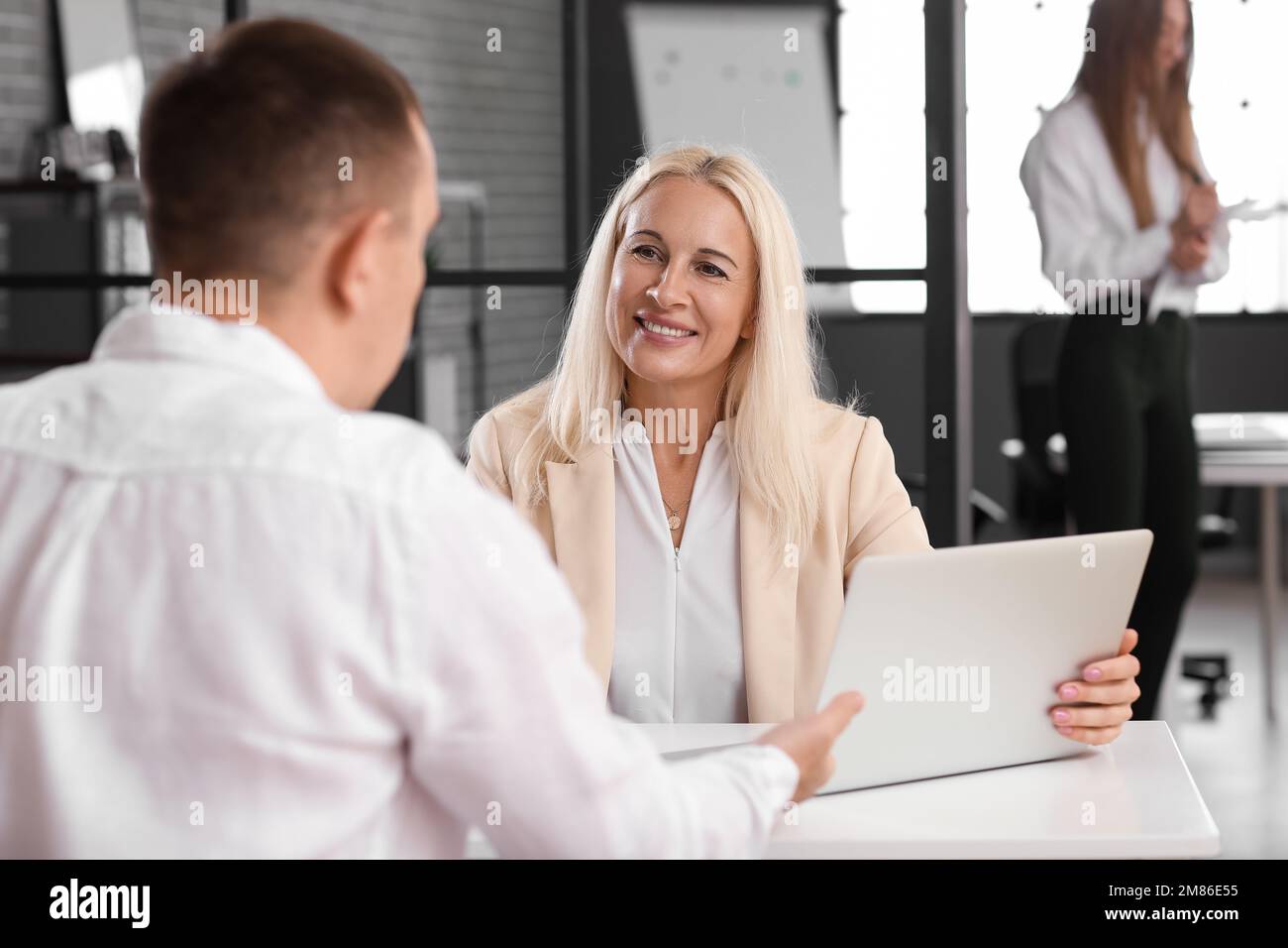 Bank manager working client hi-res stock photography and images - Alamy