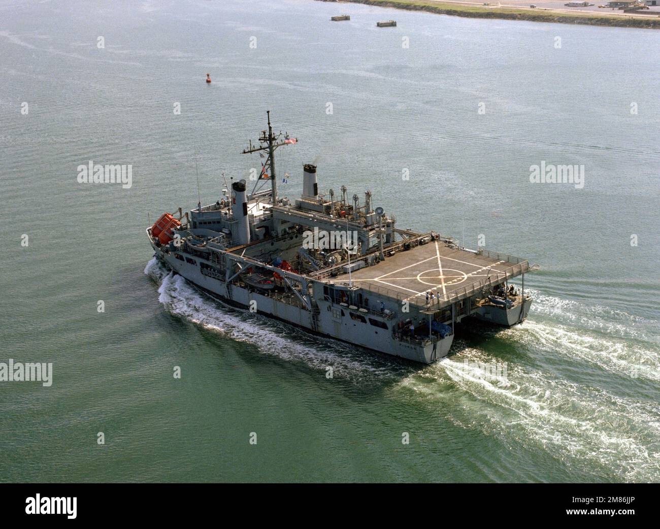 A port quarter view of the submarine rescue ship USS PIGEON (ASR-21 ...